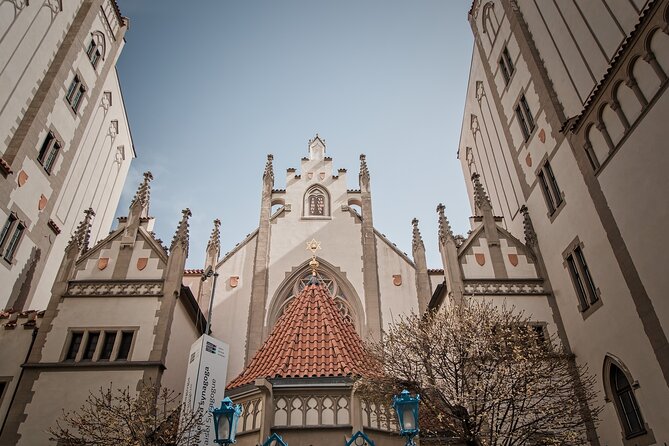 Prague Old Town and Jewish Quarter Walking Tour - Booking and Cancellation Policy