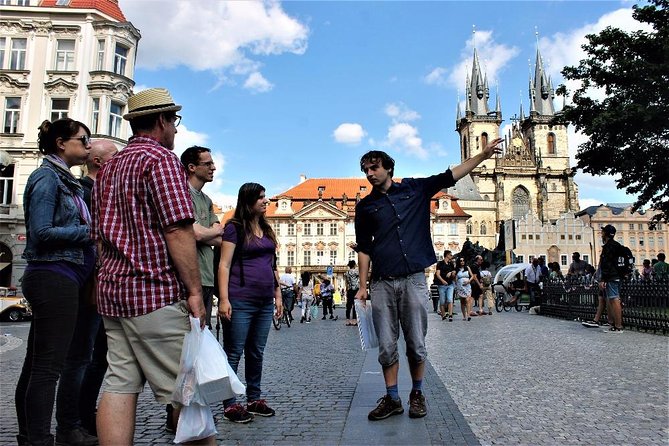 Prague Old Town, Medieval Underground and Dungeon Historical Tour - Meeting and Pickup Details