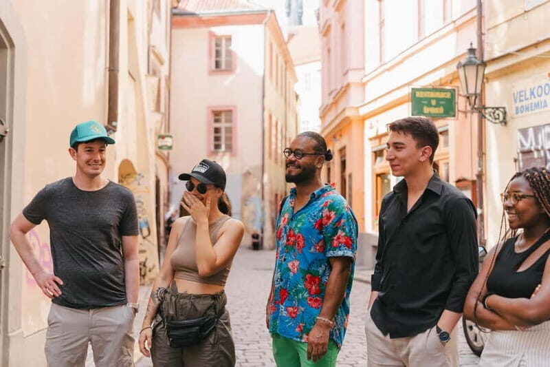 Prague: Old Town, Prague Castle & River Cruise Day Tour - FAQ