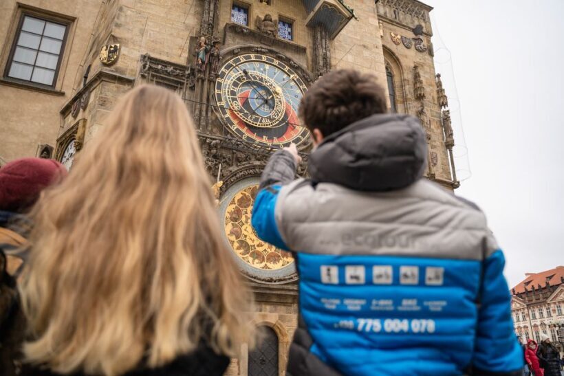 Prague: Old Town Private Walking Tour with Hotel Pickup - Key Points
