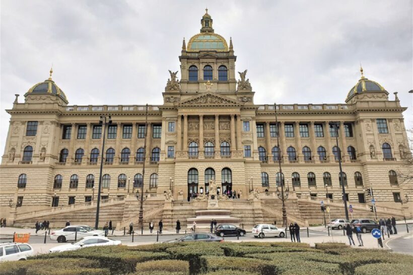 Prague: Old Town Tour & National Museum Skip-the-Line Ticket - The Itinerary in Detail