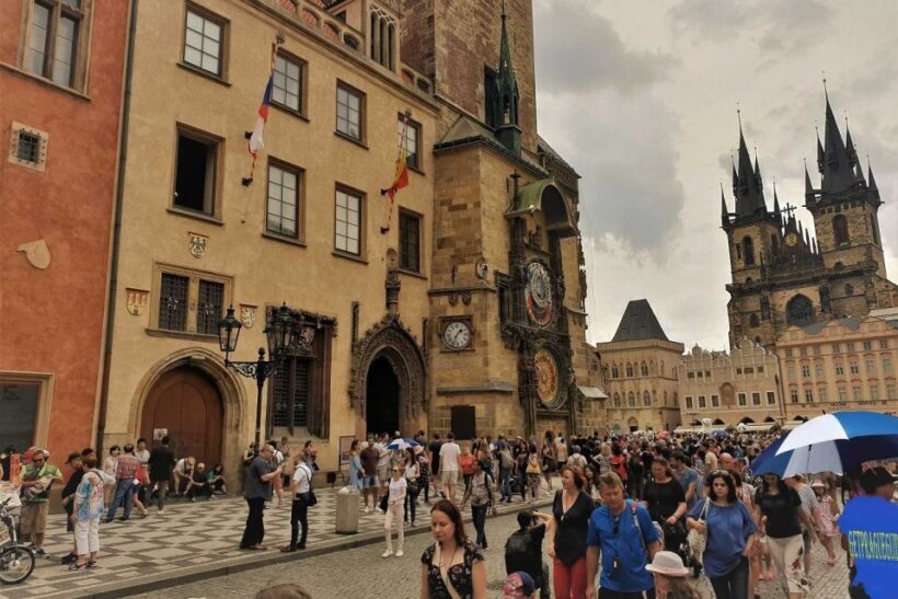 Prague: Old Town Tour & National Museum Skip-the-Line Ticket - FAQ