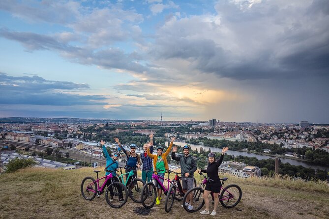 Prague on E-Bike: Explore Greater Downtown Parks & Epic Views - Riding Experience and Group Dynamics