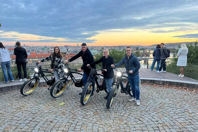 Prague on Stylish Retro Styled E-Bike - Viewpoints & Sightseeing - Essential Inclusions for a Comfortable Ride