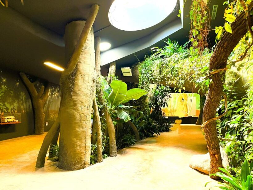 Prague: Prague Zoo Audio Guide with E-Ticket - Practical Tips for Visitors
