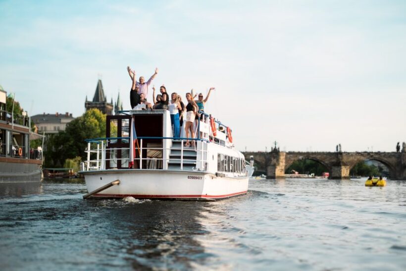 Prague: Private Beer Boat Cruise with Unlimited Beer - Who Will Enjoy This Cruise?