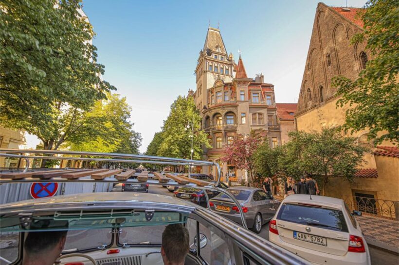 Prague: Private Sightseeing Tour in original VW Samba bus - FAQ