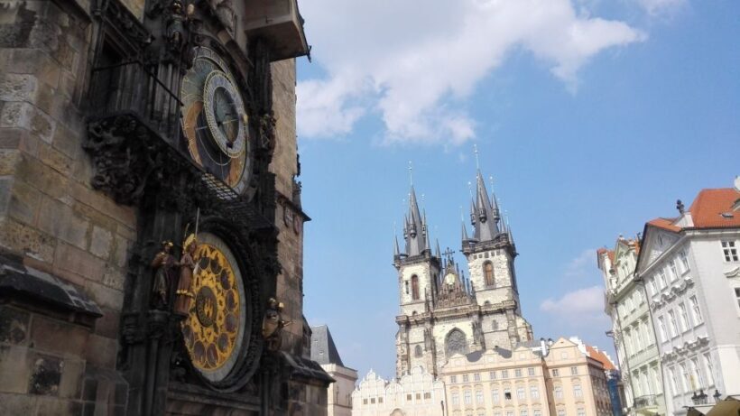Prague: Vintage Car Ride and Walking Tour - What’s Included & Practical Details