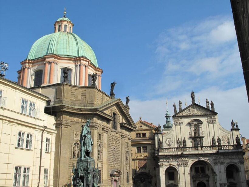Prague: Vintage Car Ride and Walking Tour - FAQ