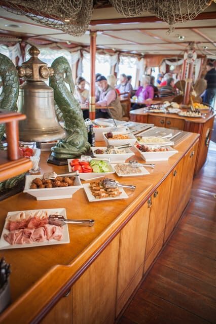 Prague: Vltava River Evening Dinner Cruise - Who Would Enjoy This Cruise?