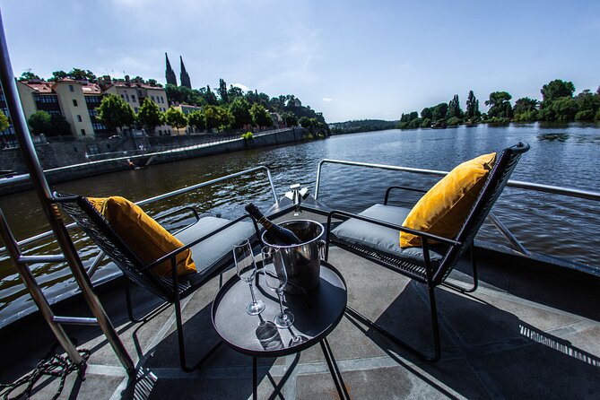 Prague YachtBoat CLASSIC cruise with Unlimited Beer or Prosecco - The Value of the Experience