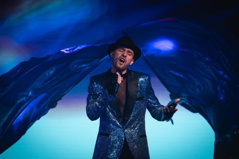 Prague:Breathtaking Cabaret Show with 4-Course Dinner Option - An Honest Look at Prague’s Breathtaking Cabaret Show with 4-Course Dinner