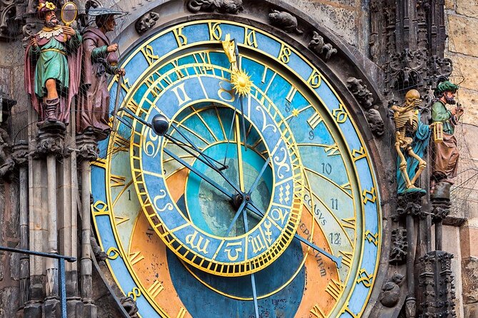 Prague´s Old Town and Charles Bridge Private Walking Tour (Right Riverbank) - Who Should Consider This Tour?