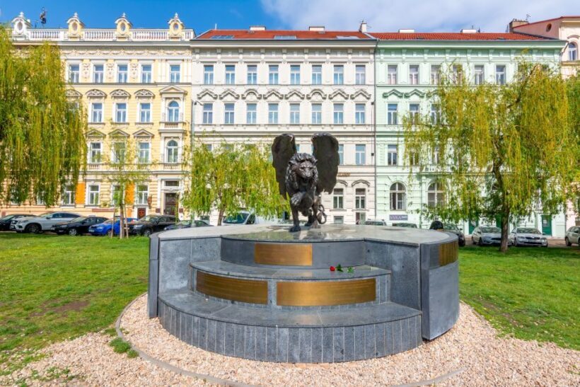 Prague's Old Town Private Guided Tour with Boat Cruise - What We Think About the Pricing and Overall Value