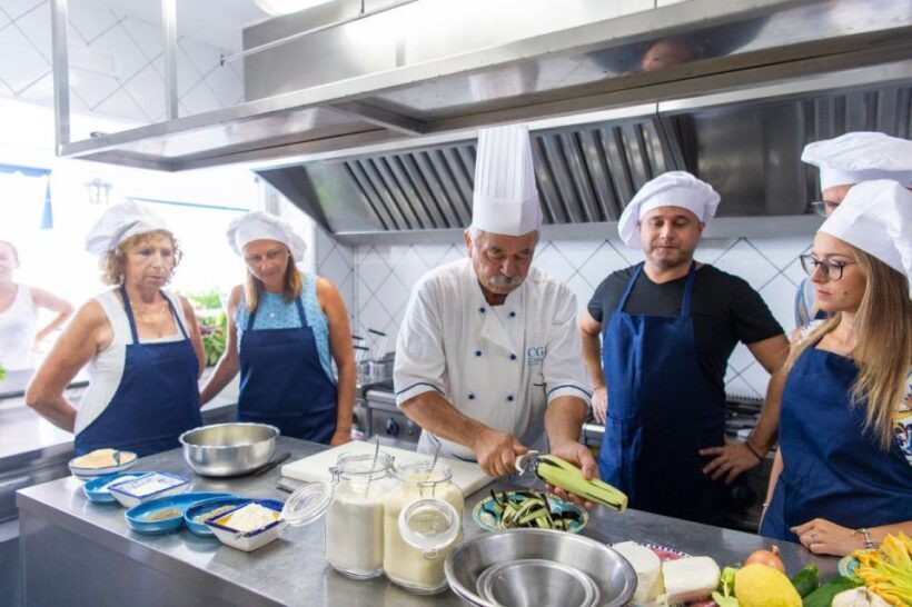 Praiano: Cooking Class with Dinner Overlooking the Sea - The Reviews – Authentic Voices