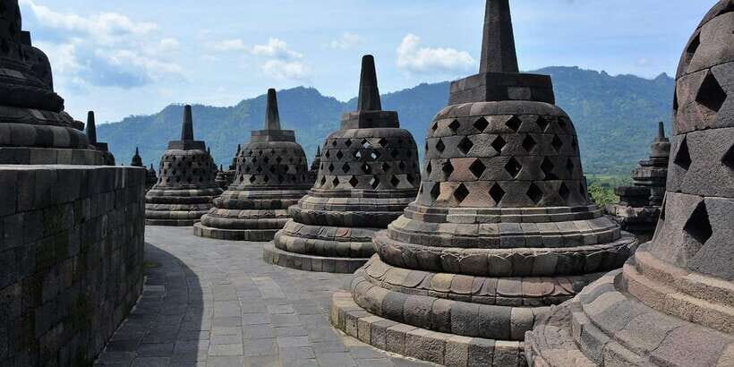 Prambanan, Borobudur Climb Up, & Mendut (Ticket Included) - Price and Value