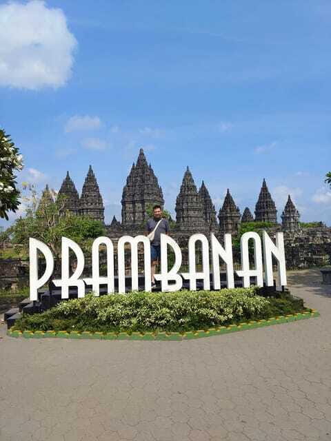 Prambanan temple with sunset & Ramayana Ballet - Dining with a View: Traditional Indonesian Cuisine