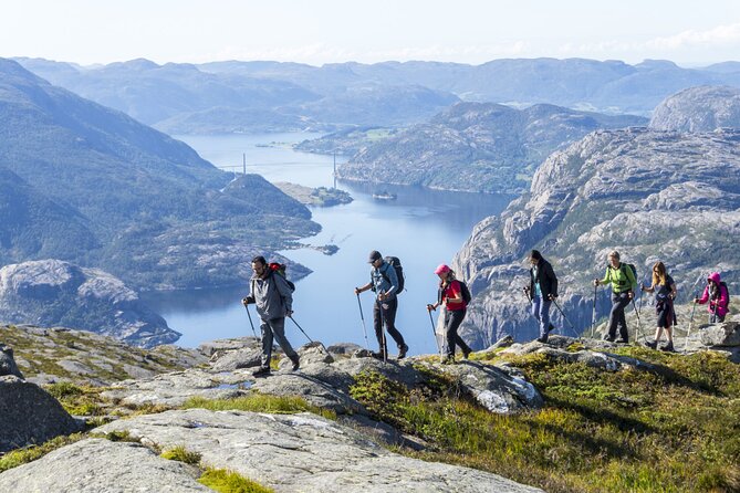 Preikestolen Hidden Trail Hike + Lunch and Canoe Trip - Inclusions and Meeting Details