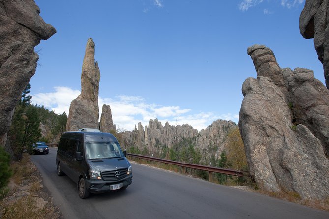 Premiere Private Black Hills Tour: Mt Rushmore, Crazy Horse & Custer State Park - Accessibility and Additional Information