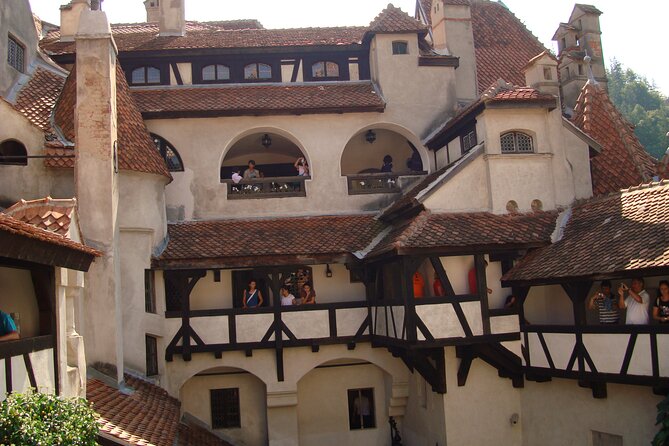 Premium 8-Day Private Culinary Vacation in Romania - Navigating Râşnov Fortress and Its Historic Significance