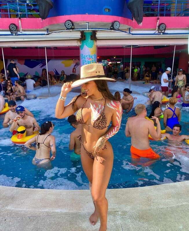 Premium Beach Party Coco Bongo - Practicalities and Tips