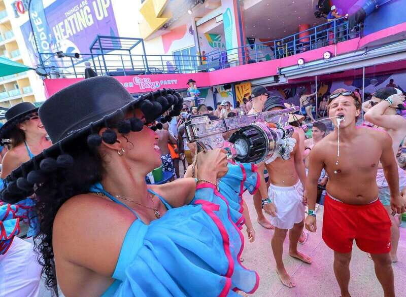 Premium Beach Party Coco Bongo - FAQ