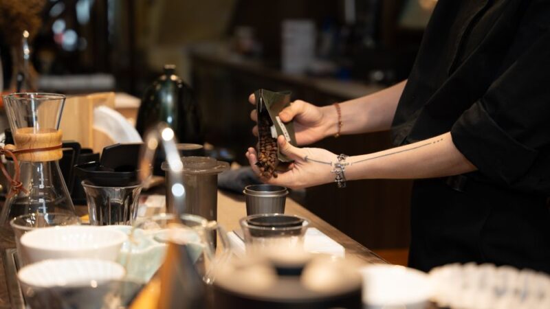 Premium Coffee Experience Tour At Saigon Coffee - Key Points