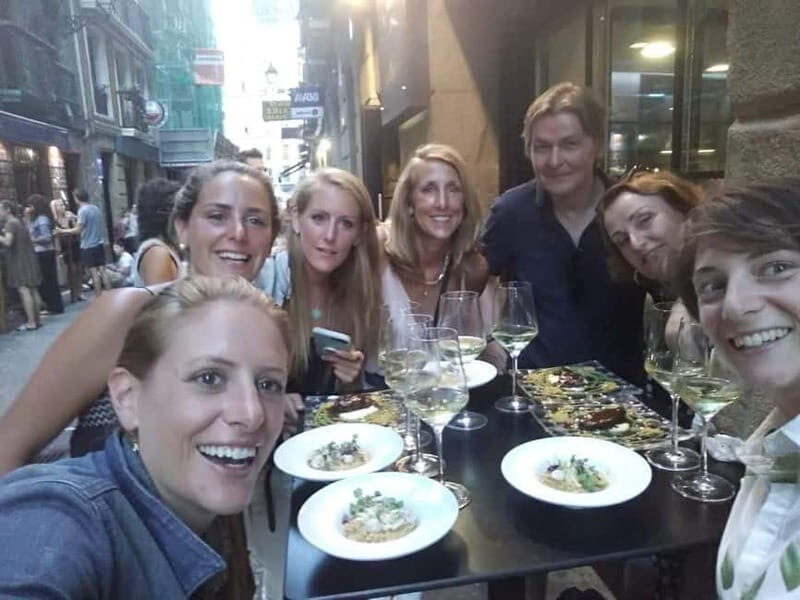 Premium Evening Pintxos Tour in San Sebastians Old Town - Key Points