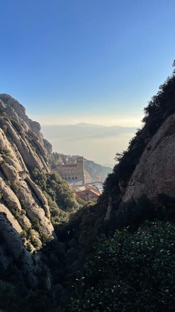 PREMIUM: EXPERIENCE IN MONTSERRAT - BARCELONA - Exploring the PREMIUM: EXPERIENCE IN MONTSERRAT - BARCELONA