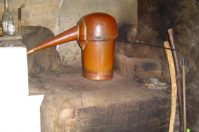 Premium gastronomic mountain tour: Wine, olive oil, spirits, food - Why Choose This Tour?