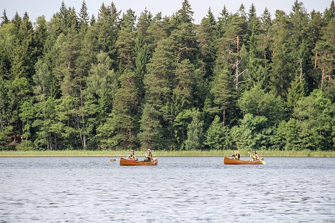 Premium guided Canoe Tour in lake Plateliai Handcrafted inventory and picnic set - Authenticity and Quality Based on Reviews