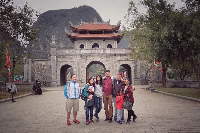 Premium Hoa lu - Trang An - Mua Cave with Buffet Lunch from Hanoi - The Itinerary in Detail