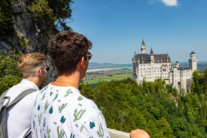 Premium Neuschwanstein Castle and Linderhof VIP Tour from Munich - FAQ