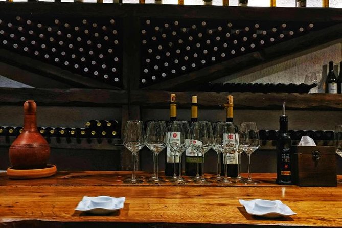 Premium & Organic Wine Tour in Kakheti - Key Points