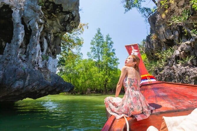 Premium Phi Phi Ferry: Island Tour & Lunch - The Sum Up