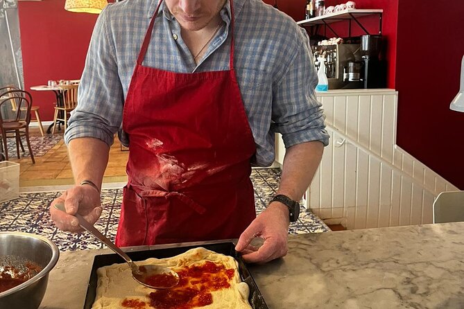 Premium Pizza Making Class at a Pizzeria in Como - Pricing Information