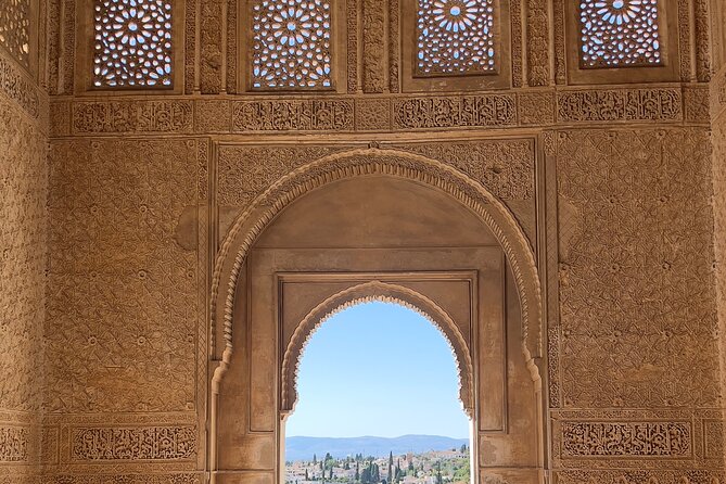 Premium Private Tour to the Alhambra and Generalife - Pricing and Booking Information