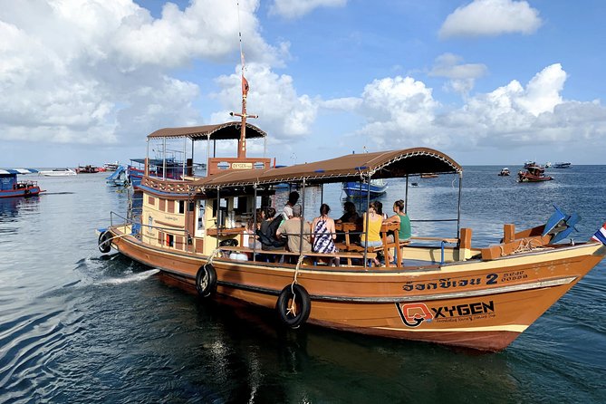 Premium Snorkel Tour to the Bays of Koh Tao onboard the Oxygen - Who Would Love This Experience?