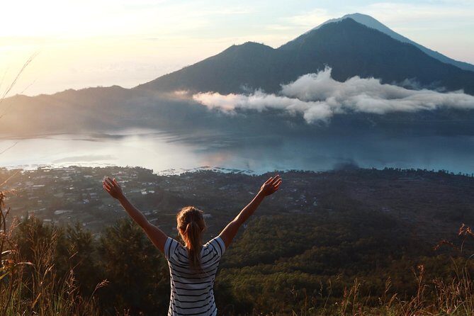 Premium Sunrises, Rice Fields, and Waterfalls Tour - Practical Tips for Travelers