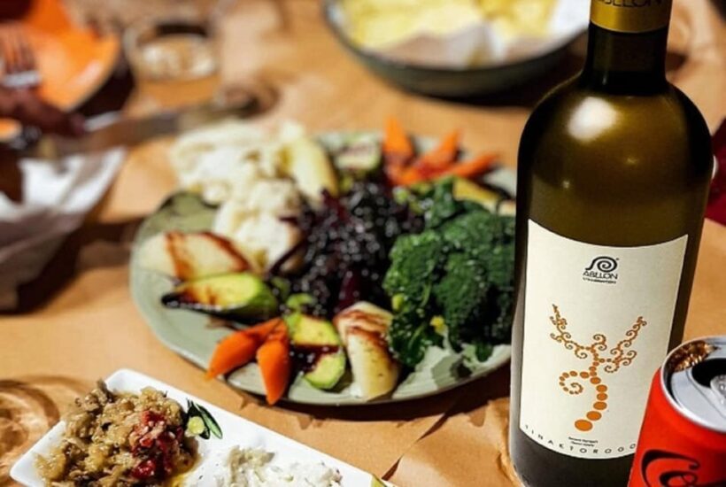 Premium Tour of Olympia: Wine & Dine Retreat - A deeper look at the experience