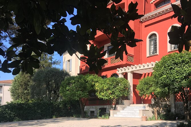 Prestige Perfume Workshop (Private) in Grasse - Expert-Led Perfume-Making Masterclass