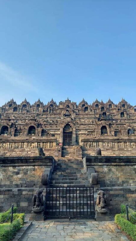 Previlege Borobudur Structure Climb up by Onim - Who Will Love This Tour?