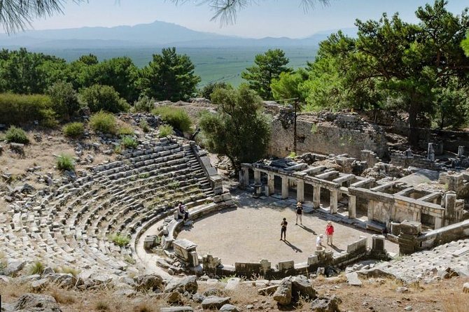 Priene Miletos Didyma Tour From Kusadasi / Selcuk Hotels - Authentic Experiences and Tips