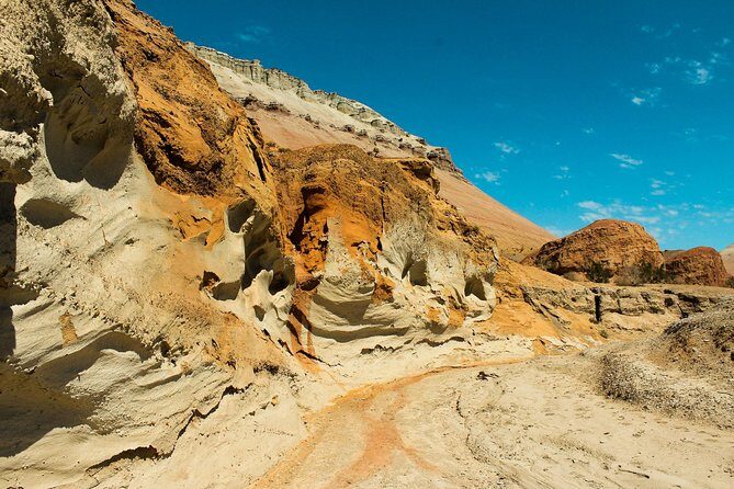 Primeval beauty of Altyn-Emel National Park (2 Days) - The Itinerary in Detail