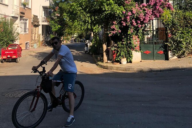 Princess Islands Tour With Lunch and Guide - FAQ