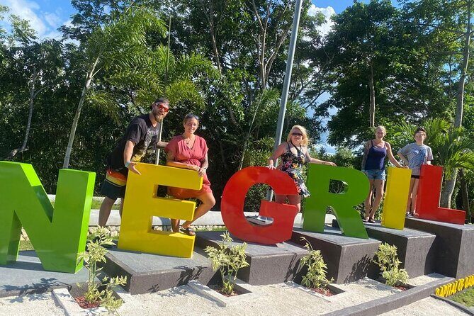 Priv. Montego Bay Airport Transfer to Grand Palladium/Lucea Hotel - Key Points