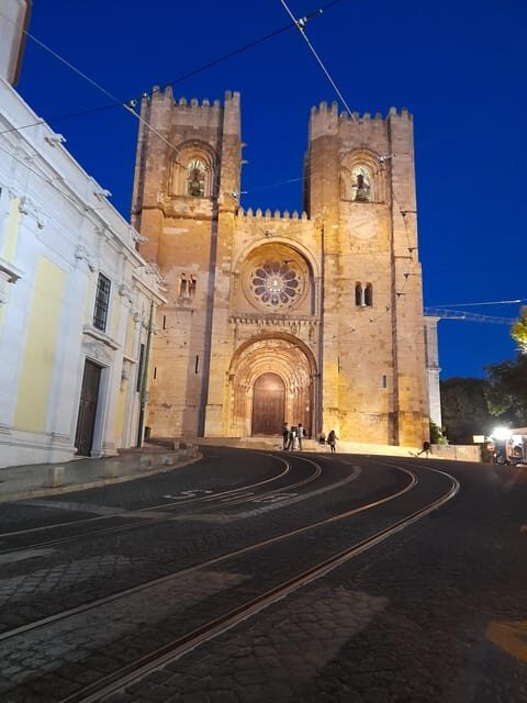 Privat Walking Tour in Alfama, Baixa, Chiado - A Closer Look at the Lisbon Walking Tour
