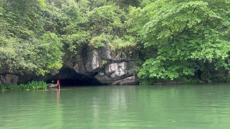 Private 2-Day Cuc Phuong National Park and Van Long Tour - Key Points