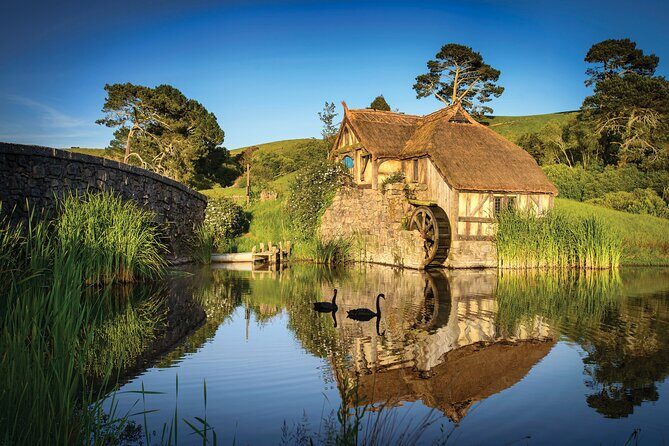 Private 2 Day Tour: Hobbiton, Waitomo, Rotorua Geothermal & Hamilton Gardens - Practical Considerations