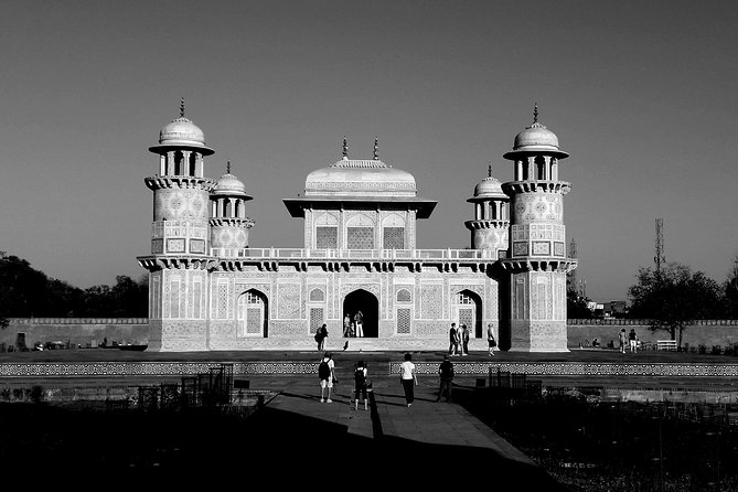Private 2 Days Agra Taj mahal & Delhi Tours From Hyderabad - Exploring the Private 2-Day Agra Taj Mahal & Delhi Tour from Hyderabad